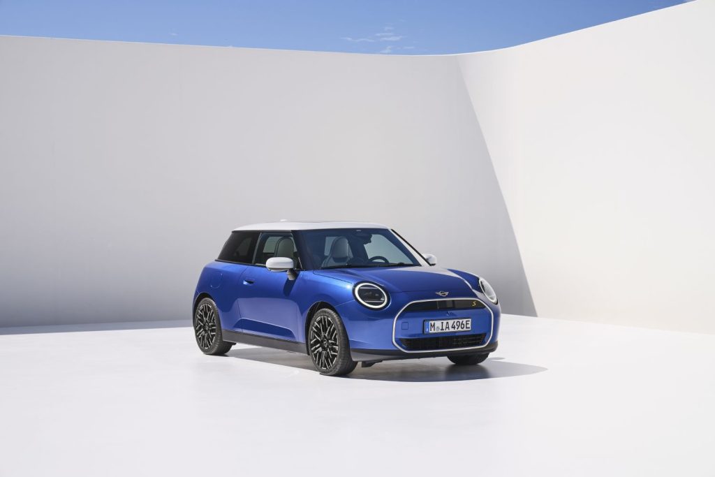 Mini เผยโฉม Cooper EV รถยนต์ไฟฟ้ารุ่นใหม่ เน้นเอกลักษณ์ให้มีความทันสมัย ...
